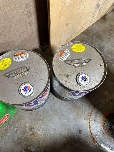 VP Racing fuel jug and two Q16 race fuel cans - Auction Ohio
