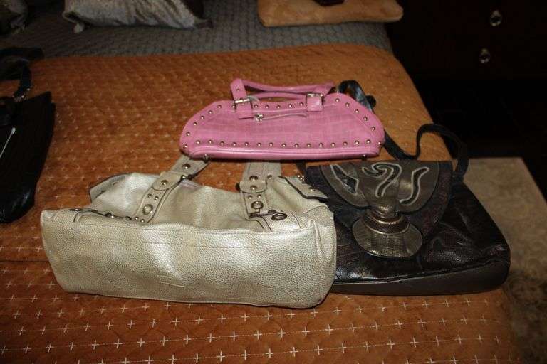 Fashion Purses - Auction Ohio