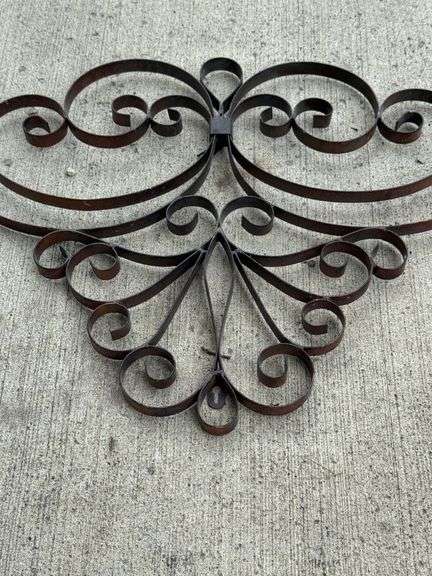 Black Wrought Iron Decorative Scrollwork Pieces - Auction Ohio