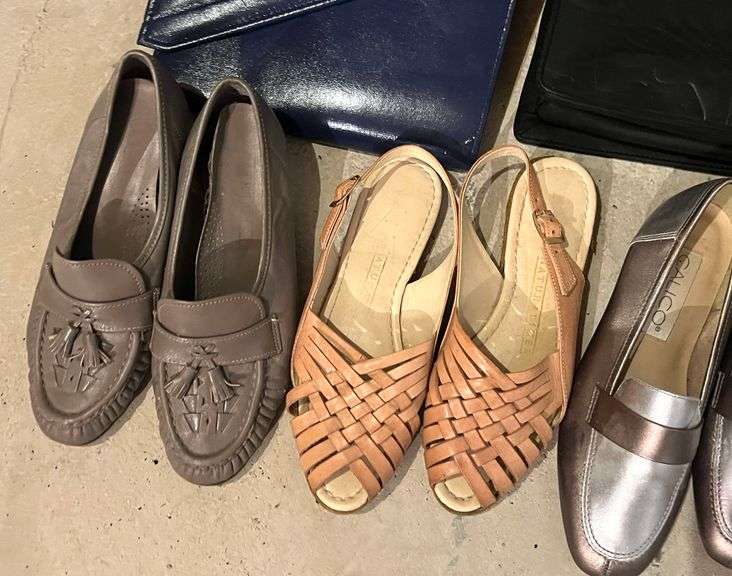 Shoes & Purses - Auction Ohio