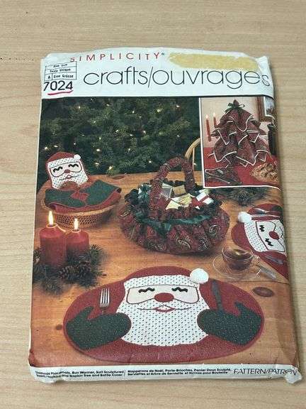 Simplicity Crafts Pattern 7024 – Santa Placemats & Holiday Décor ...