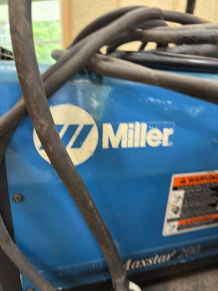 Miller Master Welder - Auction Ohio
