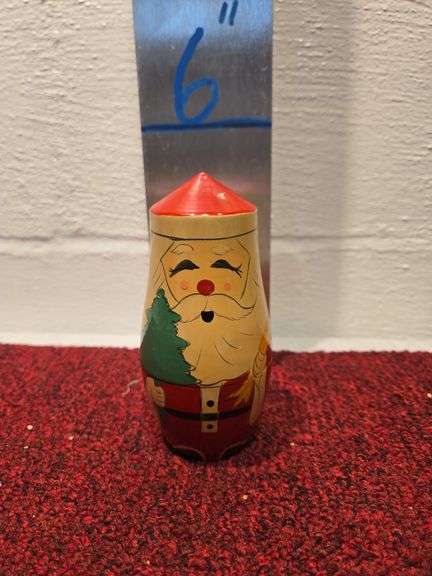 Wooden Nesting Santa's (vintage) - Auction Ohio