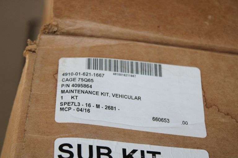 Vehicular Maintenance Kit Part No. 4095864 - Auction Ohio