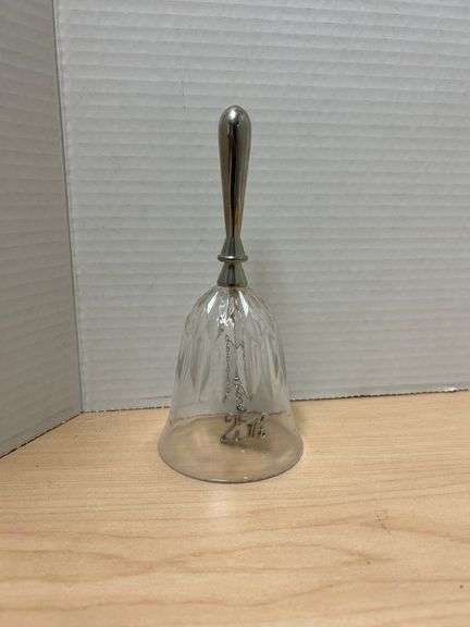 25th Anniversary Crystal Bell - Auction Ohio