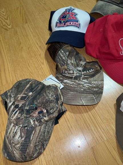 Hunting and Sportsman caps - Auction Ohio