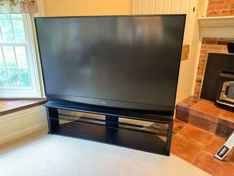 73" Mitsubishi Digital Television - Auction Ohio
