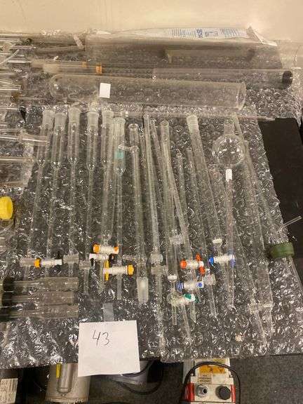 Large mixed lot of glass labware - Auction Ohio
