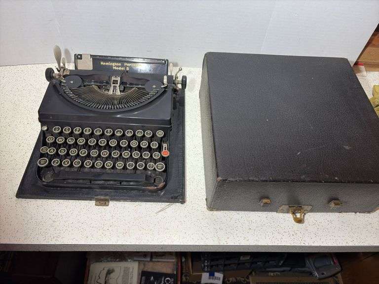 Remington Model Five Typewriter - Auction Ohio
