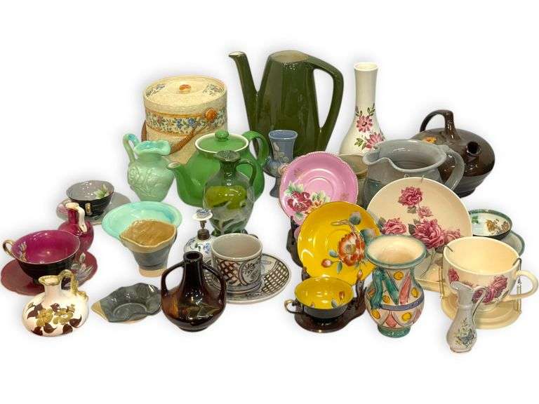 CERAMIC TABLEWARE AND DECORATIVE ITEMS. - Auction Ohio