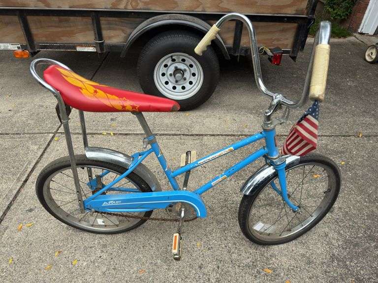 AMF Stingray Bicycle - Auction Ohio