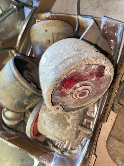 Model A Ford Lights - Auction Ohio