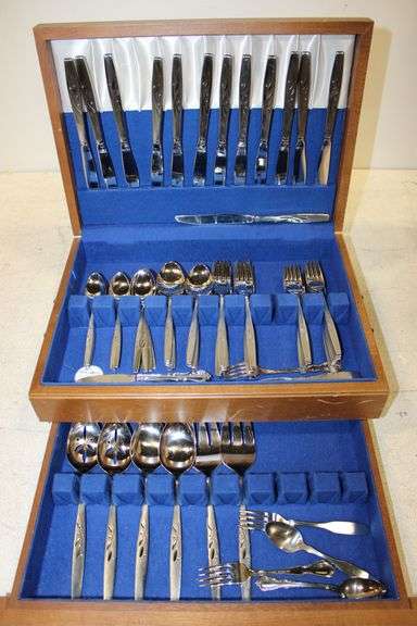 MCM Oneida Stainless Steel Flatware - Auction Ohio