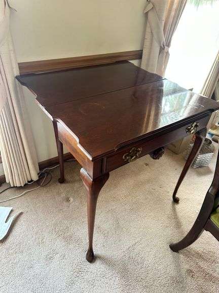 Drop Leaf Side Table - Auction Ohio