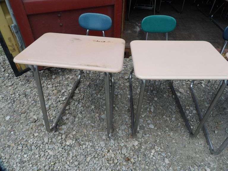 Sled Desks - Auction Ohio