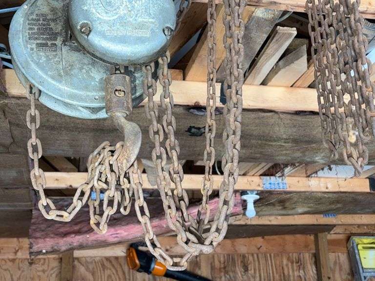 Chain Hoist 1 ton - Auction Ohio