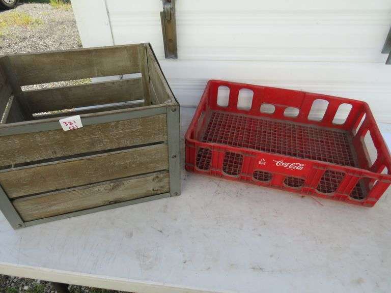 Crates - Auction Ohio