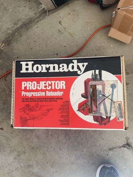 HORNADY pro – projector progressive reloader - Auction Ohio