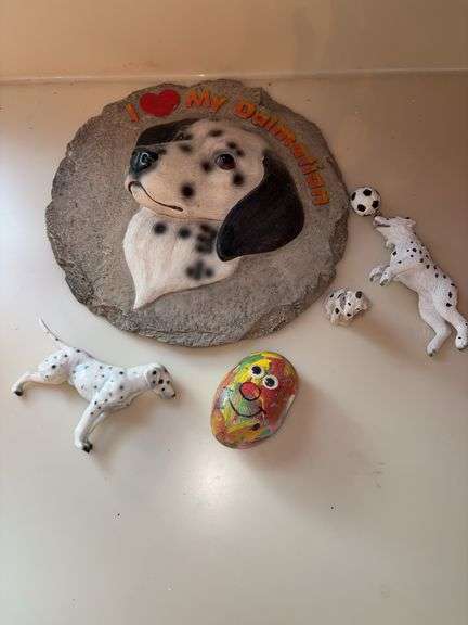 Dalmation sign and dogs - Auction Ohio