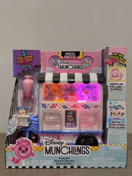 **NEW** Disney Munchlings Candy Cart, 13-piece Color Change and Scented ...