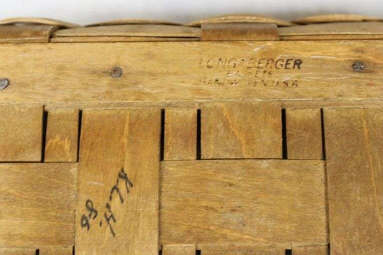 Longaberger and Royce Craft Handwoven Baskets - Auction Ohio