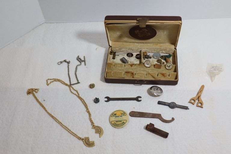 Vintage Men's Small items - Auction Ohio