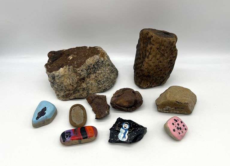 Collectible/Painted Rocks - Auction Ohio