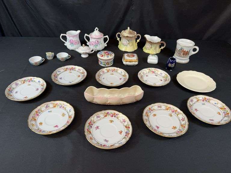 VTG Floral Serving Ware - Auction Ohio