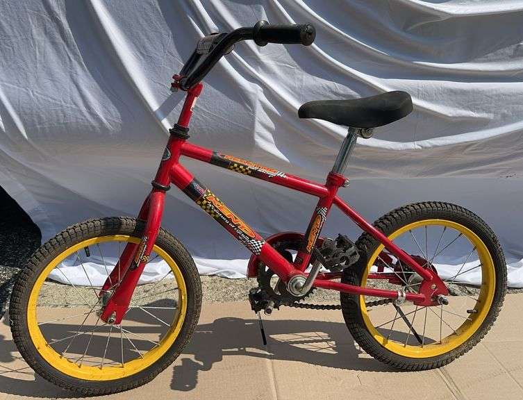 Kent Reactor Dirt Machine Children’s BMX Bike - Auction Ohio