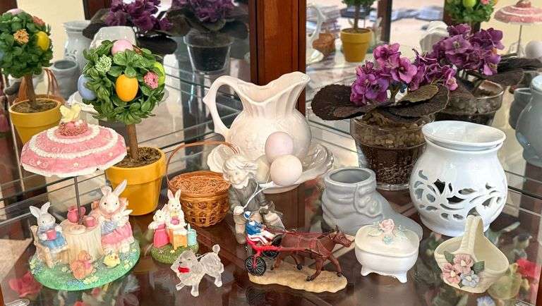 Easter & Small Décor - Auction Ohio