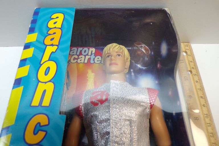 New 2001 Play Along Aaron Carter Action Figure - Auction Ohio