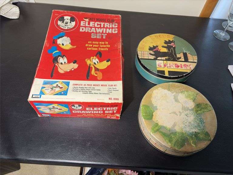 Mickey Mouse Electric Drawing Set - Auction Ohio