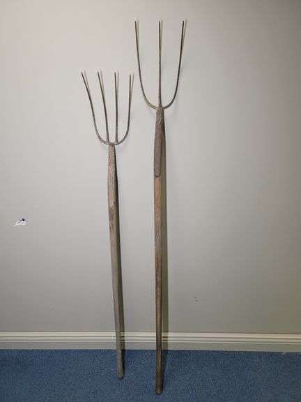 Lot of 2 Antique Farm Pitchforks – Primitive Rustic Hand Tools ...