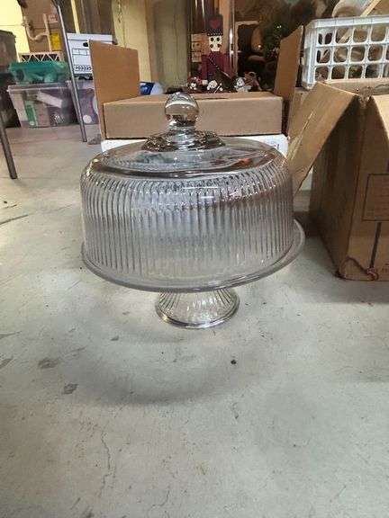 Punch Bowl & Cake Stand - Auction Ohio