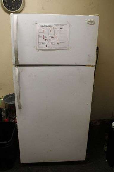 Frigidaire Crown Series Model F44C18SH Frost-Proof Refrigerator-Freezer ...