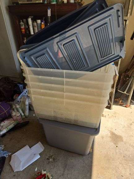 Assorted plastic storage totes - Auction Ohio