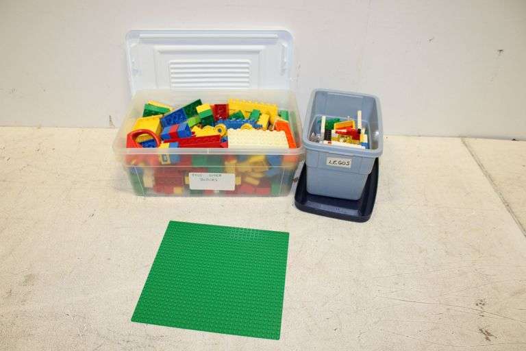 LEGO & Tyco Blocks - Auction Ohio