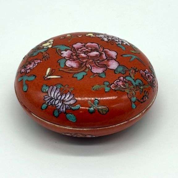 Chinese Erotica Covered Dish - Auction Ohio