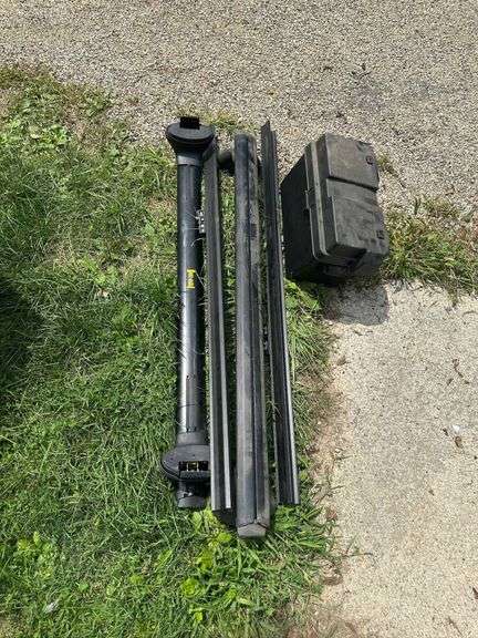 Saris Roof Rack System with NOCO Snap-Top Battery Box - Auction Ohio