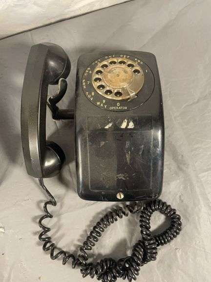 Rotary Phones! - Auction Ohio