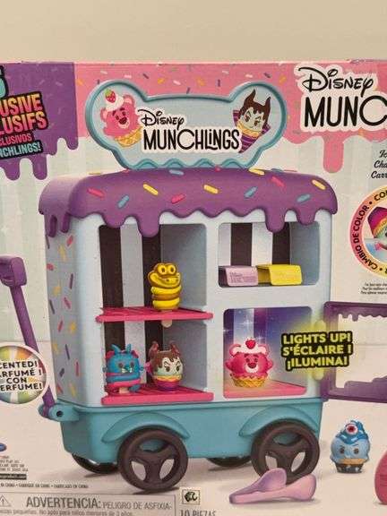 **NEW** Disney Munchlings Candy Cart, 13-piece Color Change and Scented ...