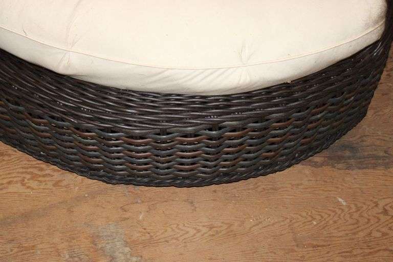 Weather Master Wicker Lounge Chair - Auction Ohio