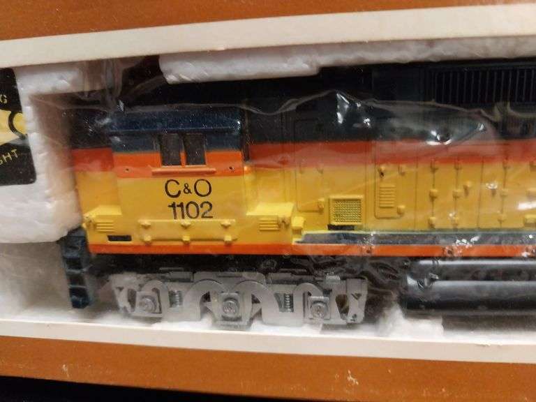 3TYCO HO Scale ALCO C-630 Locomotive – Chessie System C&O #1102 - Auction Ohio