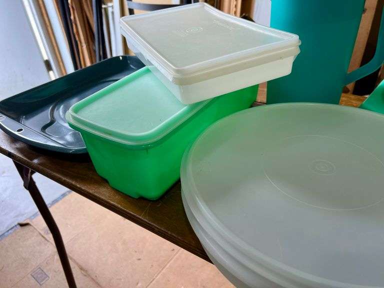 Tupperware and Storage - Auction Ohio