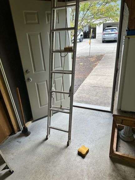 Aluminum Extension Ladder - Auction Ohio