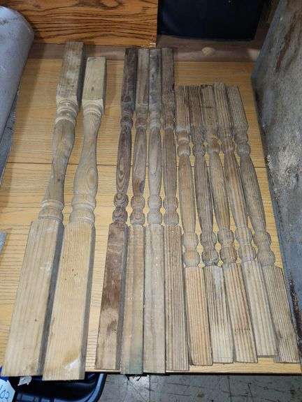 Assorted Wood Spindles - Auction Ohio