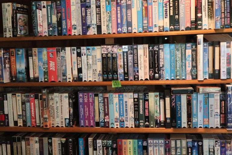 Movies on VHS - Auction Ohio