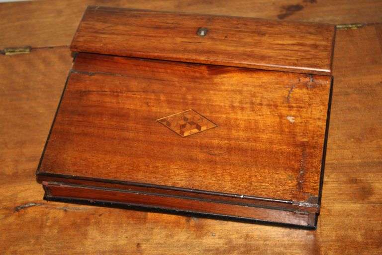 Inlaid Writing Box - Auction Ohio