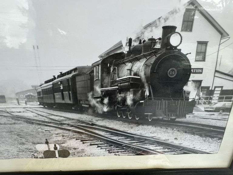 Vintage Steam Engine Locomotive 14 Photo Time Table & Passenger Service ...