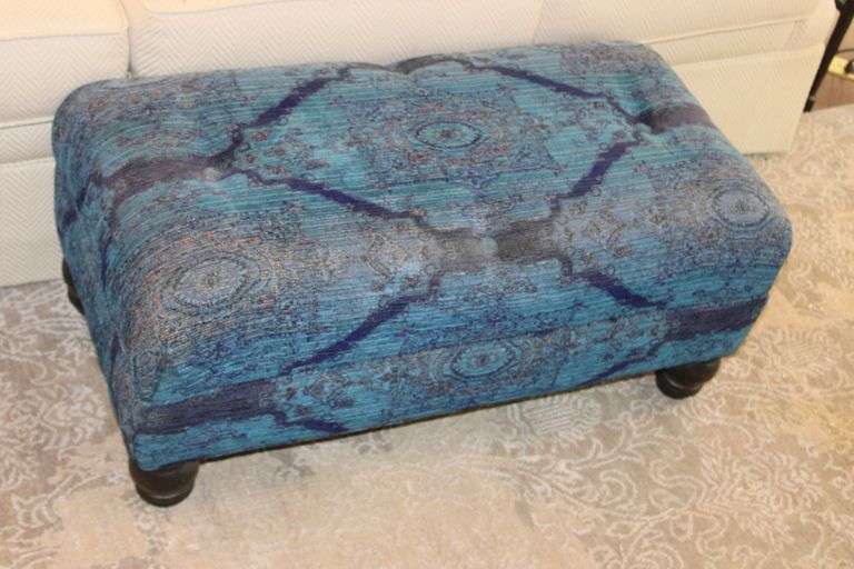 Blue Upholstered Ottoman - Auction Ohio